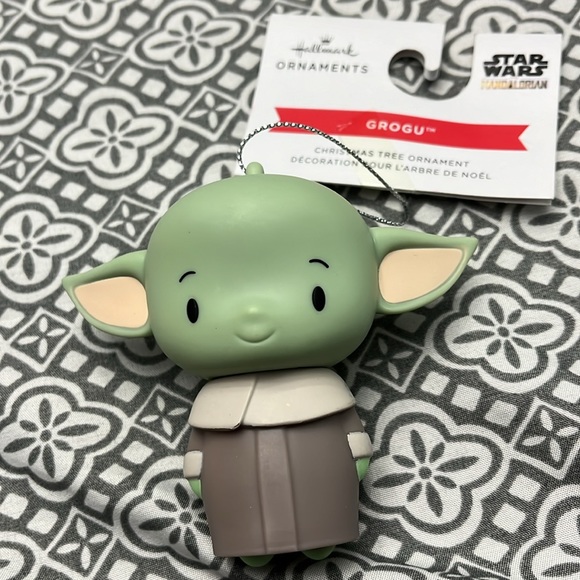 Hallmark | Holiday | Nwt Hallmark Star Wars Mandalorian Grogu Ornament ...